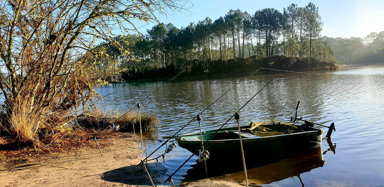 Lac De Curton - Rainbow Lake - Lac Privé - Gironde (33) | Colinmaire.net