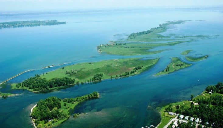 Lac Saint Pierre – Grand Lac à L’étranger – Québec - Canada ...
