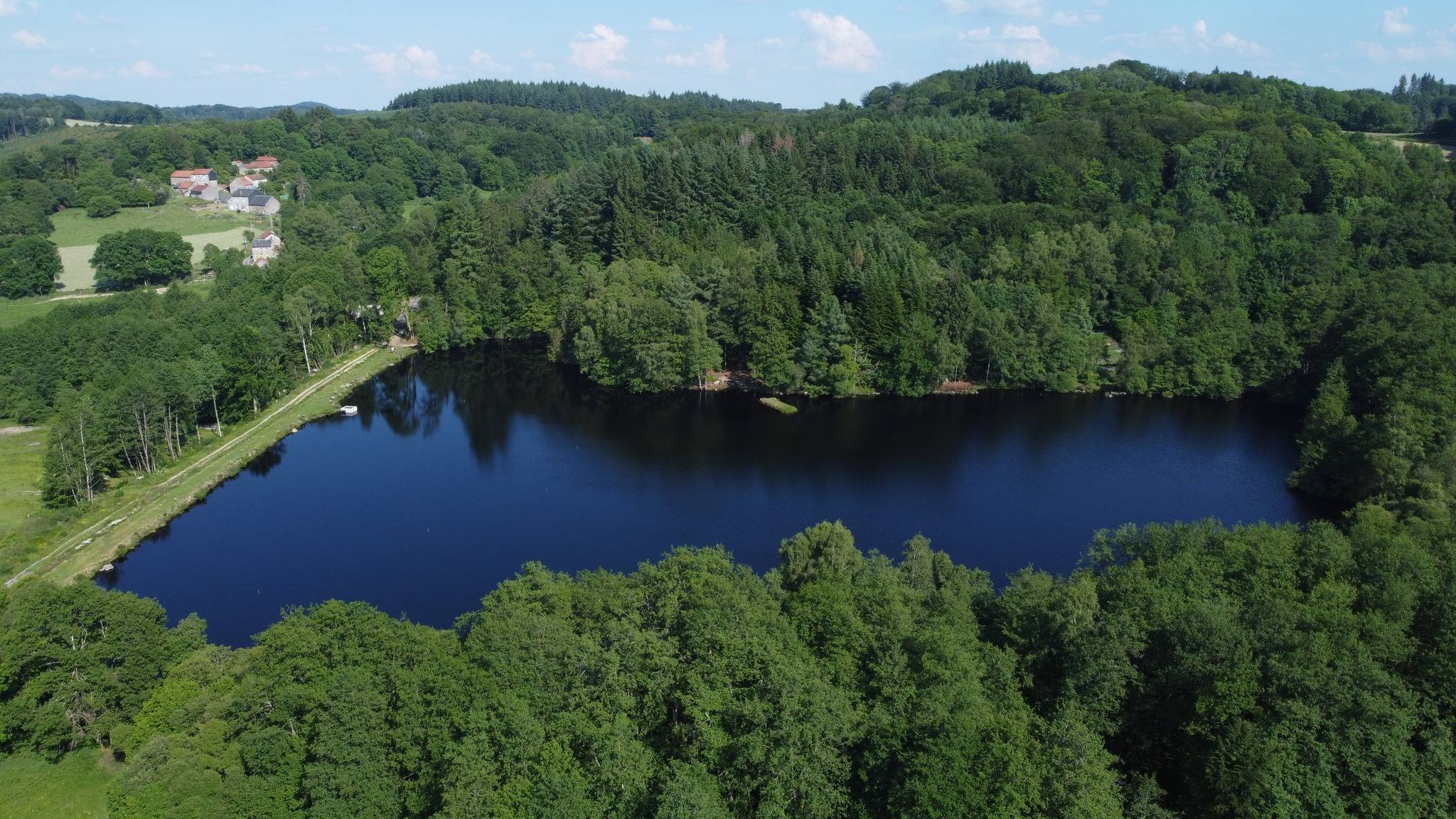 Etang La Jarrige – Lac Privé – Creuse (23) | Colinmaire.net
